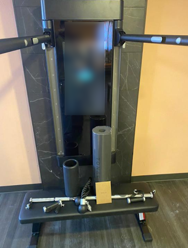 Choosing the Perfect Stud Build-Out: Exploring Affordable and Premium ...